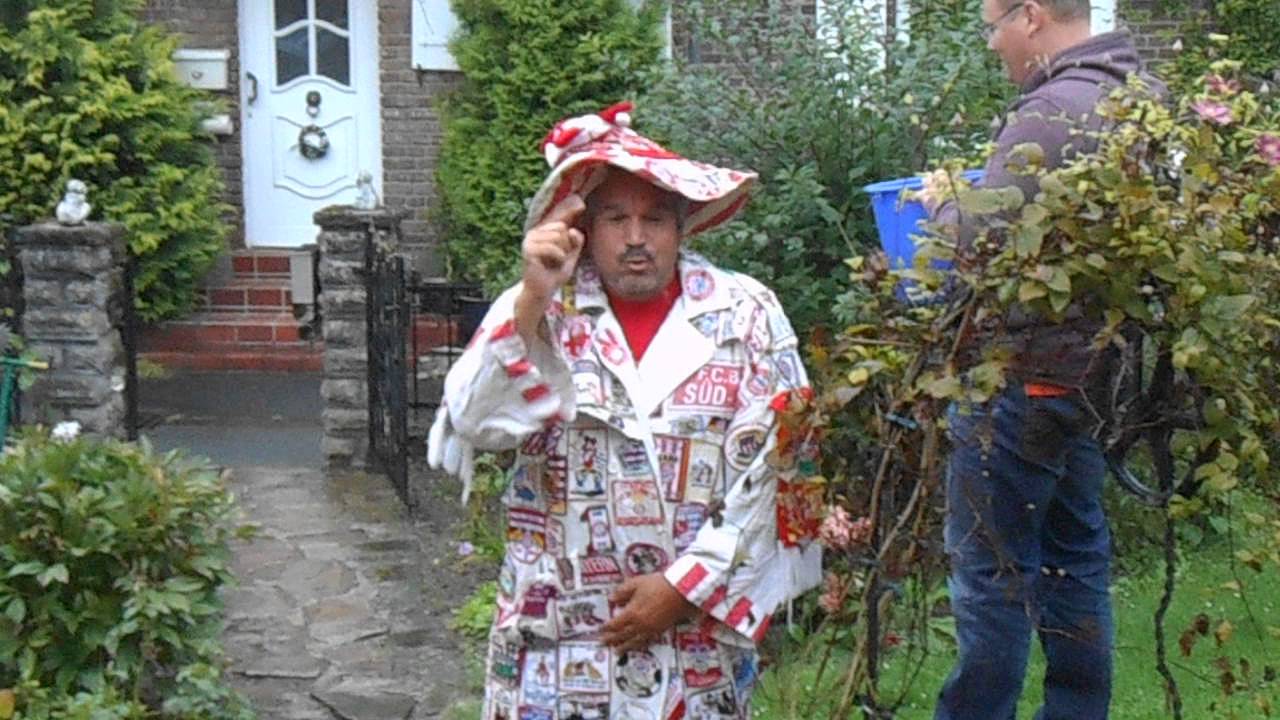 Bayern Buschmann ALS Ice Bucket Challenge - YouTube