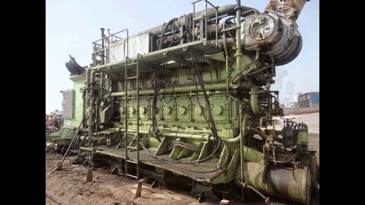 MAIN & AUXILIARY ENGINE - YouTube