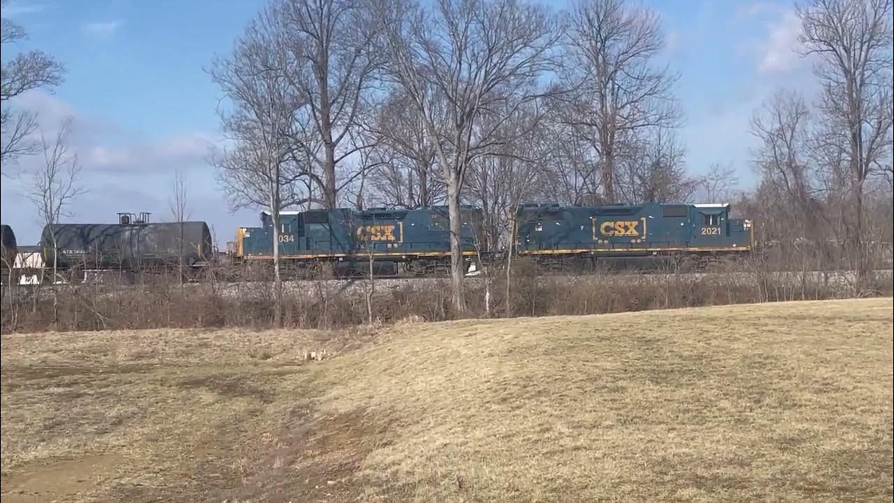 CSX Y129 switching cars in Jeffersonville, Indiana 2-27-2025 - YouTube