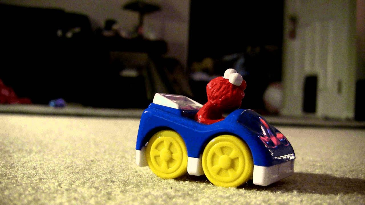 Elmo's driving - YouTube
