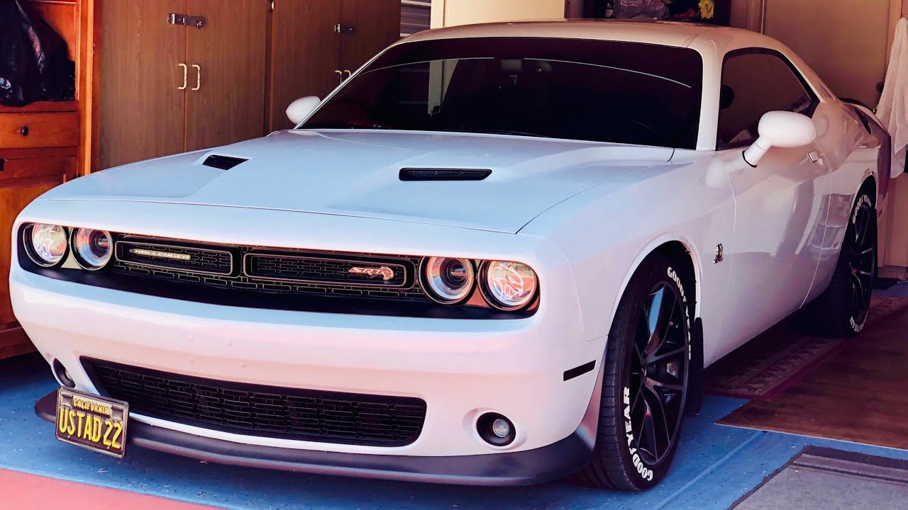 Dodge Challenger License Plate Show N Go - 2019 - YouTube