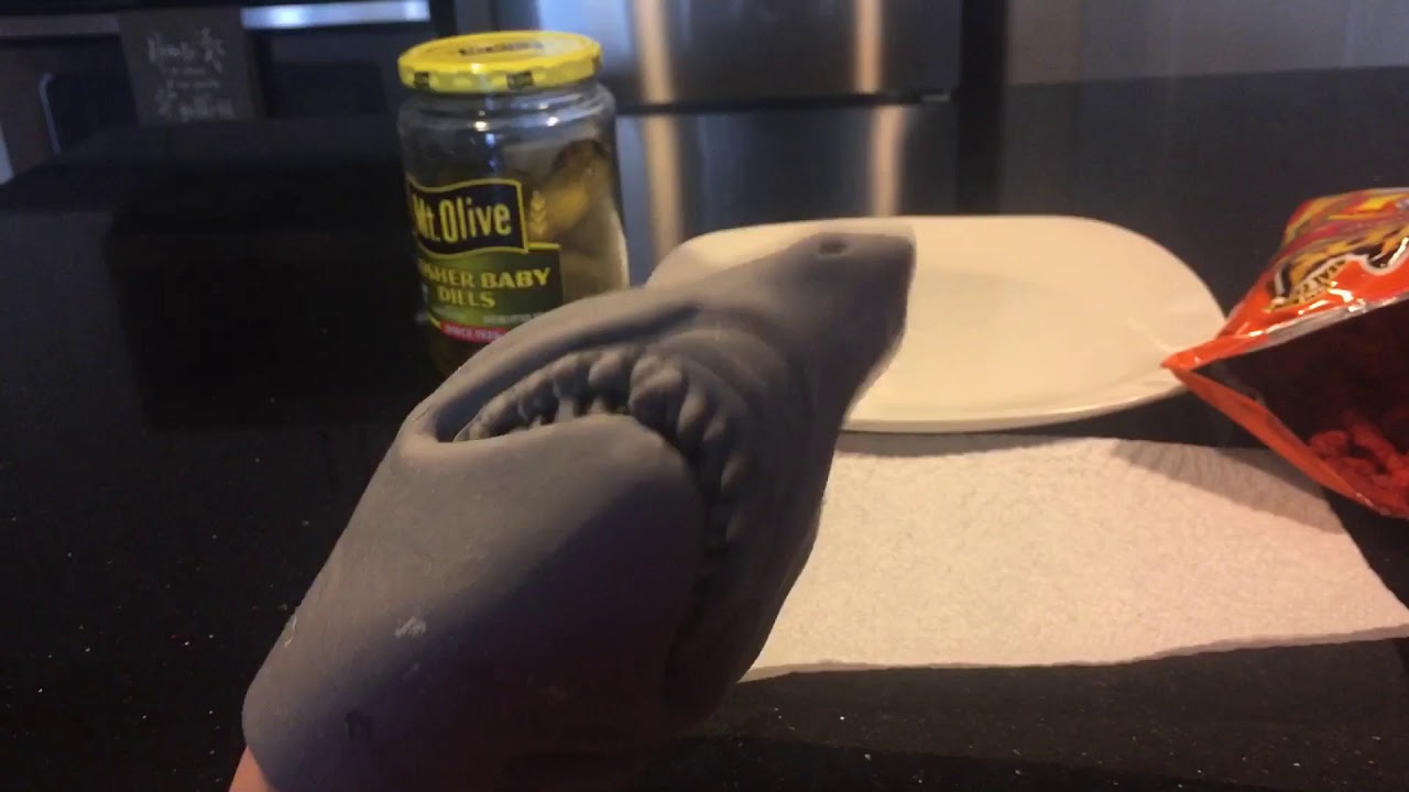 The cooking with shark puppet - YouTube