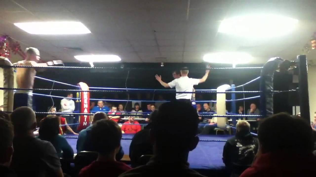 Sam osmond Barry island Thai boxing - YouTube