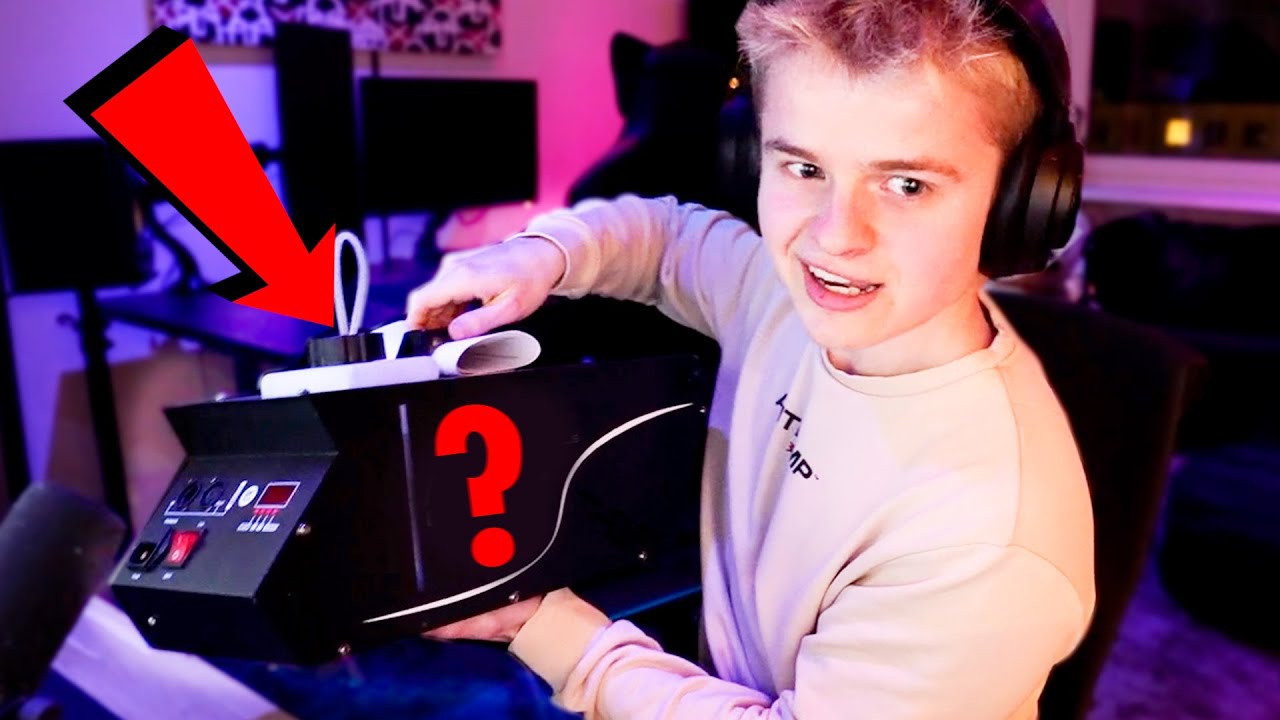 En viewer kom med en hemmelig pakke… - YouTube