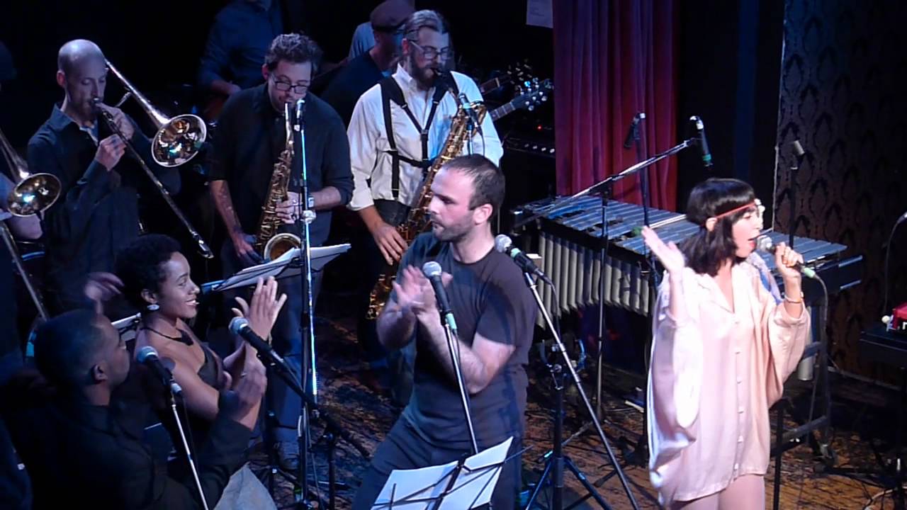 Maylee Todd - Clapping Song - YouTube