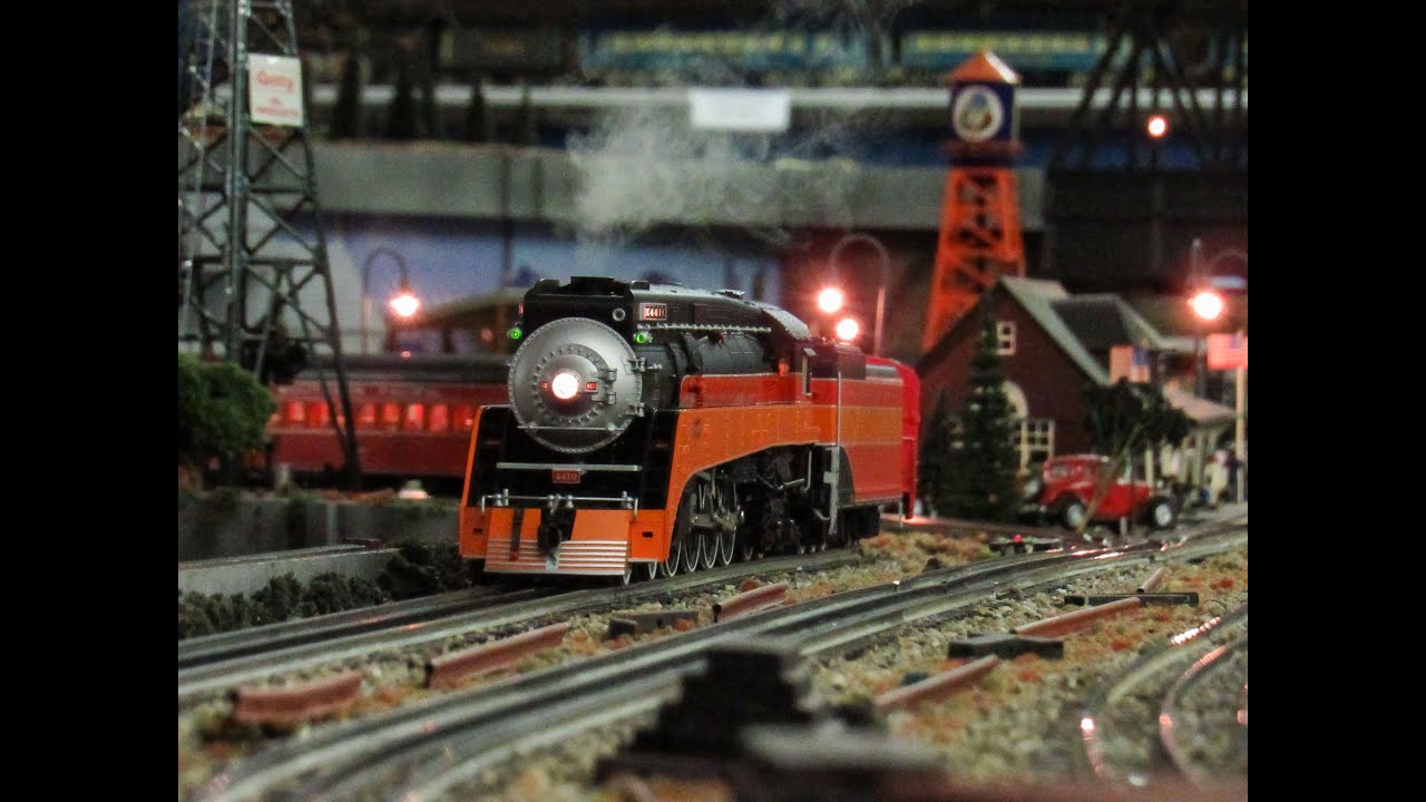 Lionel Southern Pacific GS-2 - YouTube