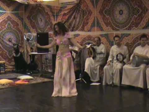 Belly Dance Drum Solo Improvisation by Iana