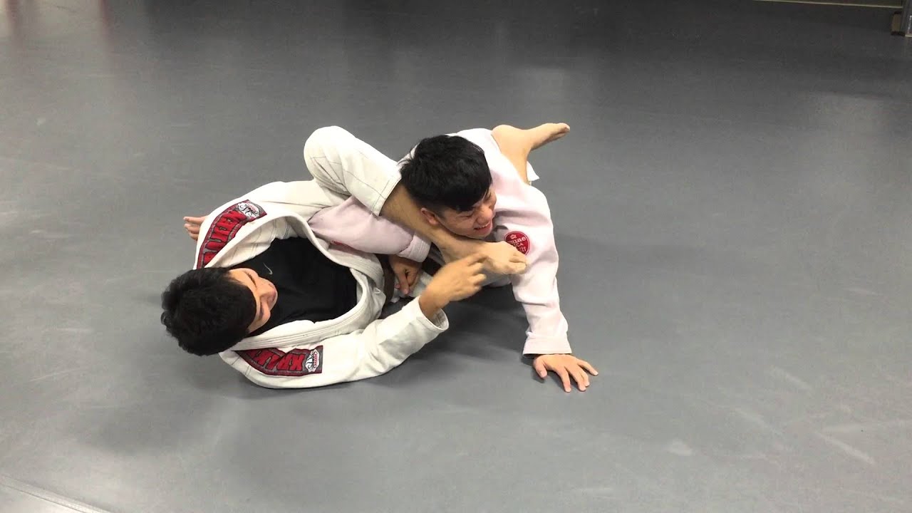 러버가드 풋초크 Rubber Guard, Foot Choke #2 런 주짓수 - YouTube