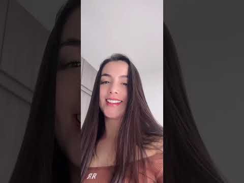 Periscope Lady Croft University💚 #periscope #live #periscopelive #cute#periscopelivevideo #vlog#new