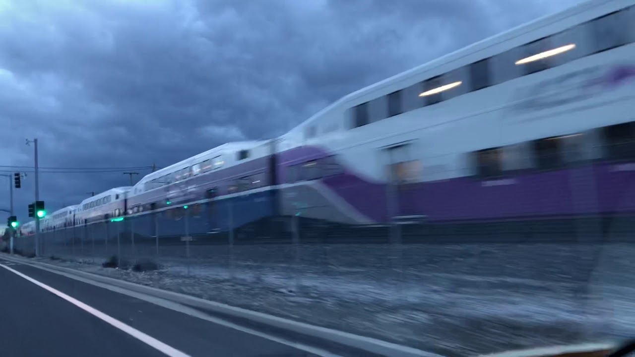 ACE Train 06 approaches Great America Station - YouTube