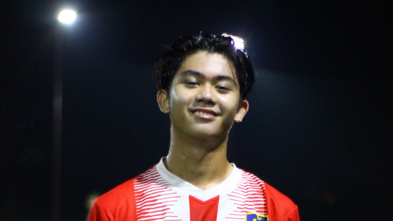 Pemain Timnas M Valeron Maen Bareng dengan Pclsoccertraveller - YouTube