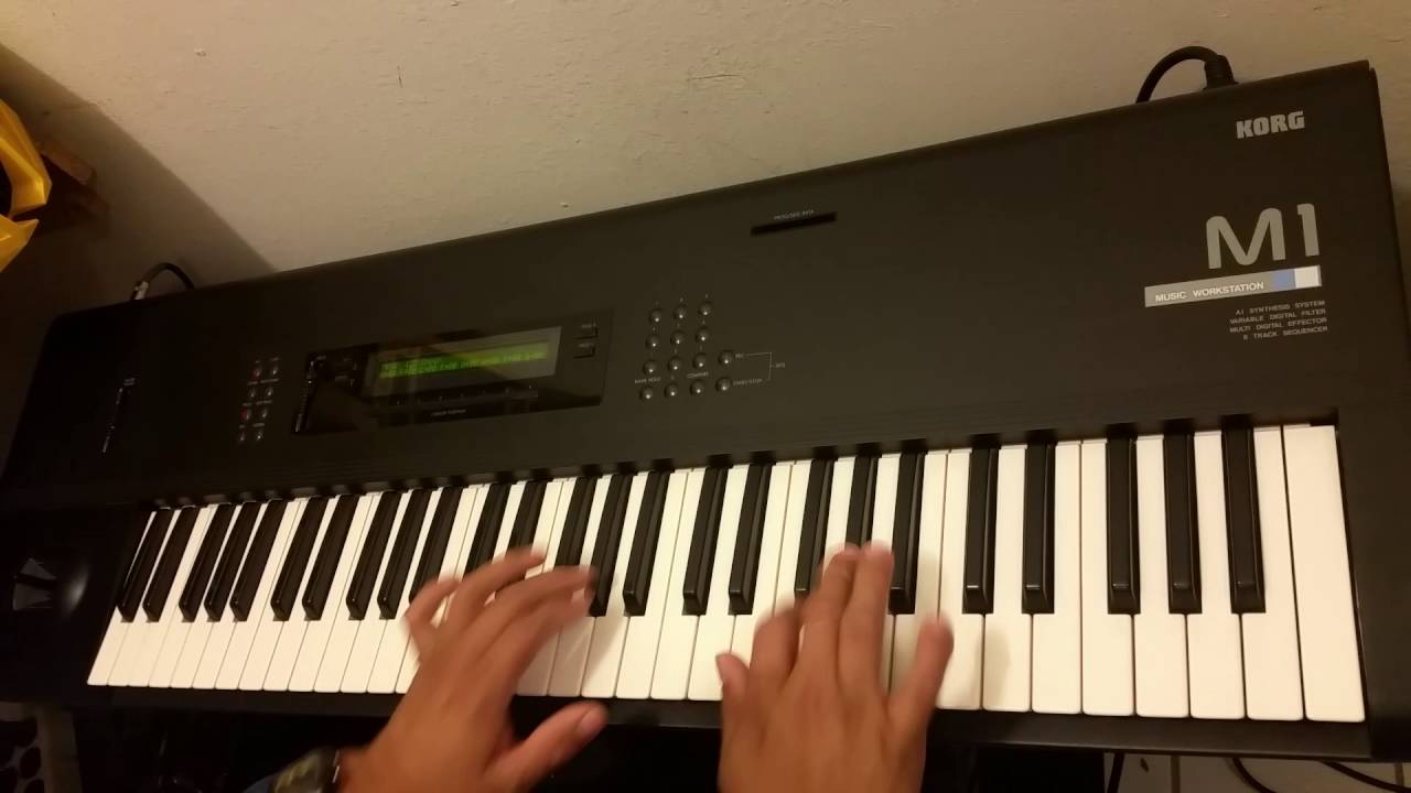 KORG M1 DE VENTA EXCELENTE CASI COMO NUEVO - YouTube