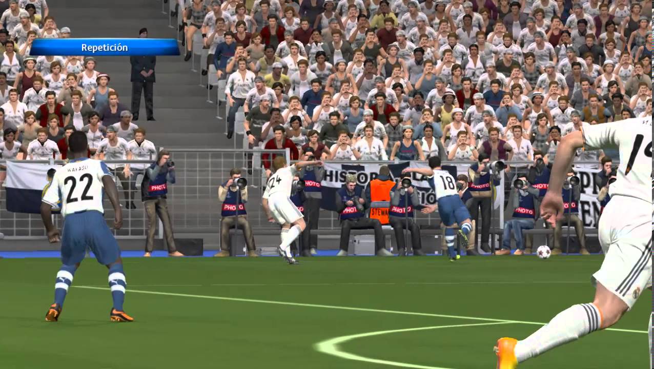 PES 2014 Gameplay - YouTube