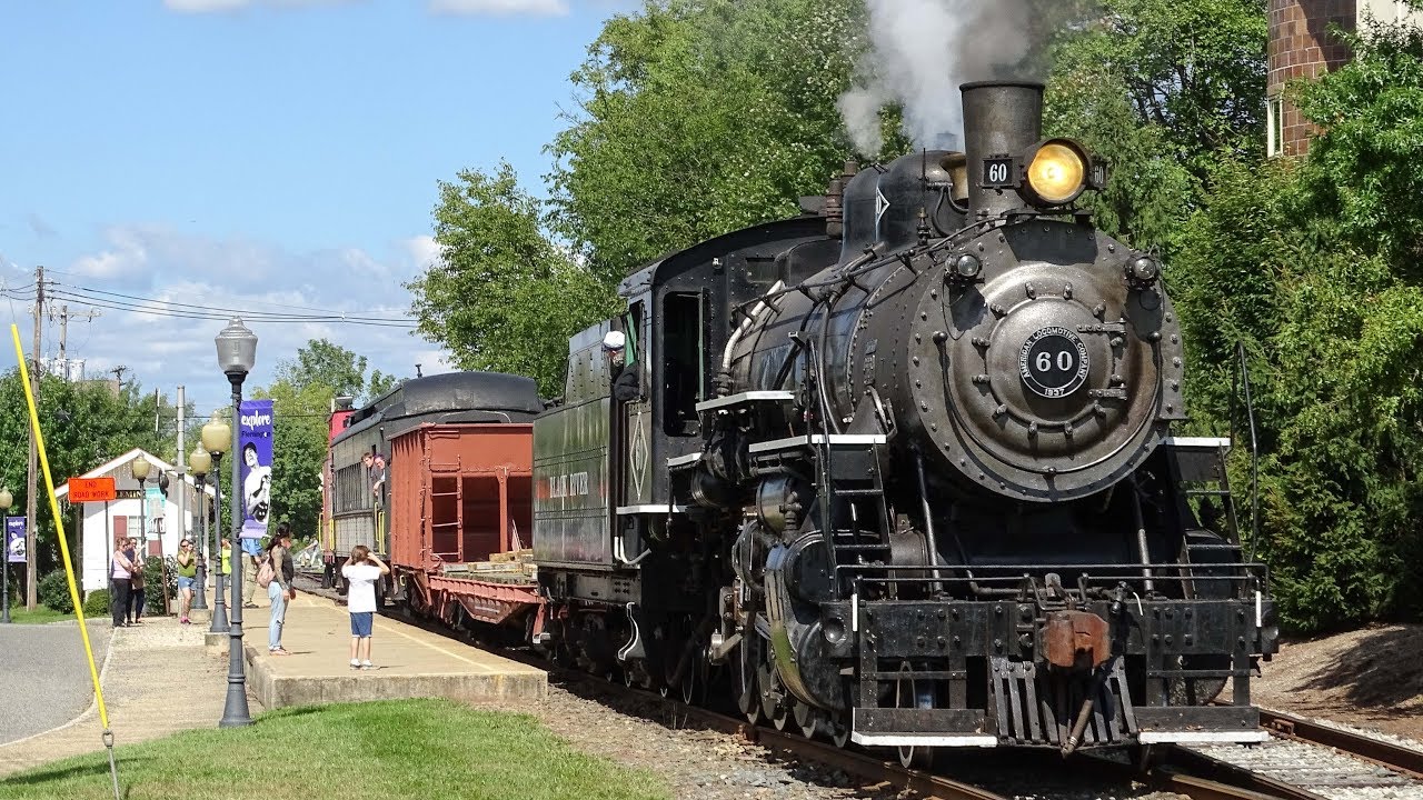 Black River & Western #60 on a Mixed Freight Excursion From Flemington ...