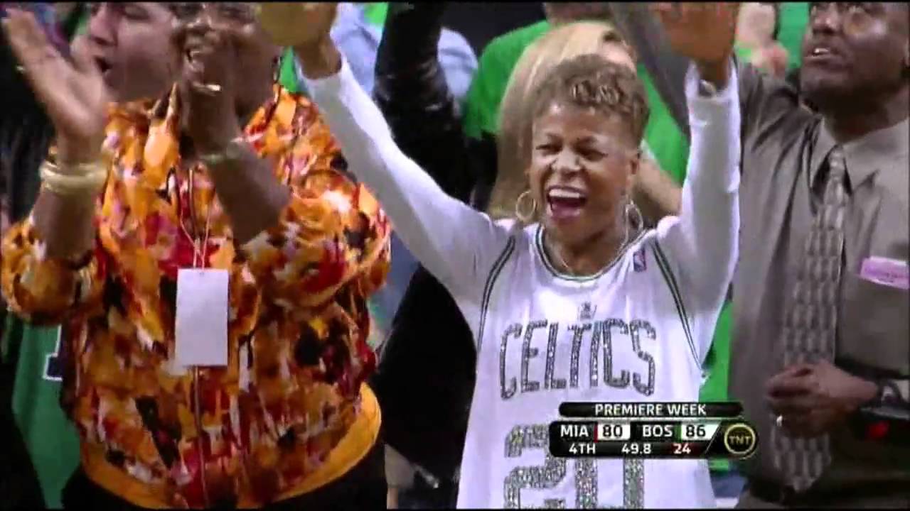 Ray Allen clutch 3pt shot vs. Miami Heat - YouTube