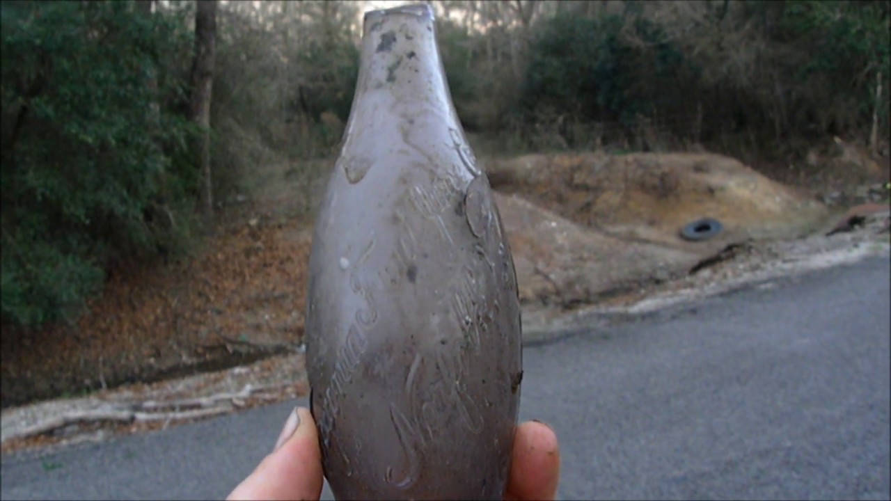 Antique Bottle Hunting in Orange & Sour Lake Texas - YouTube