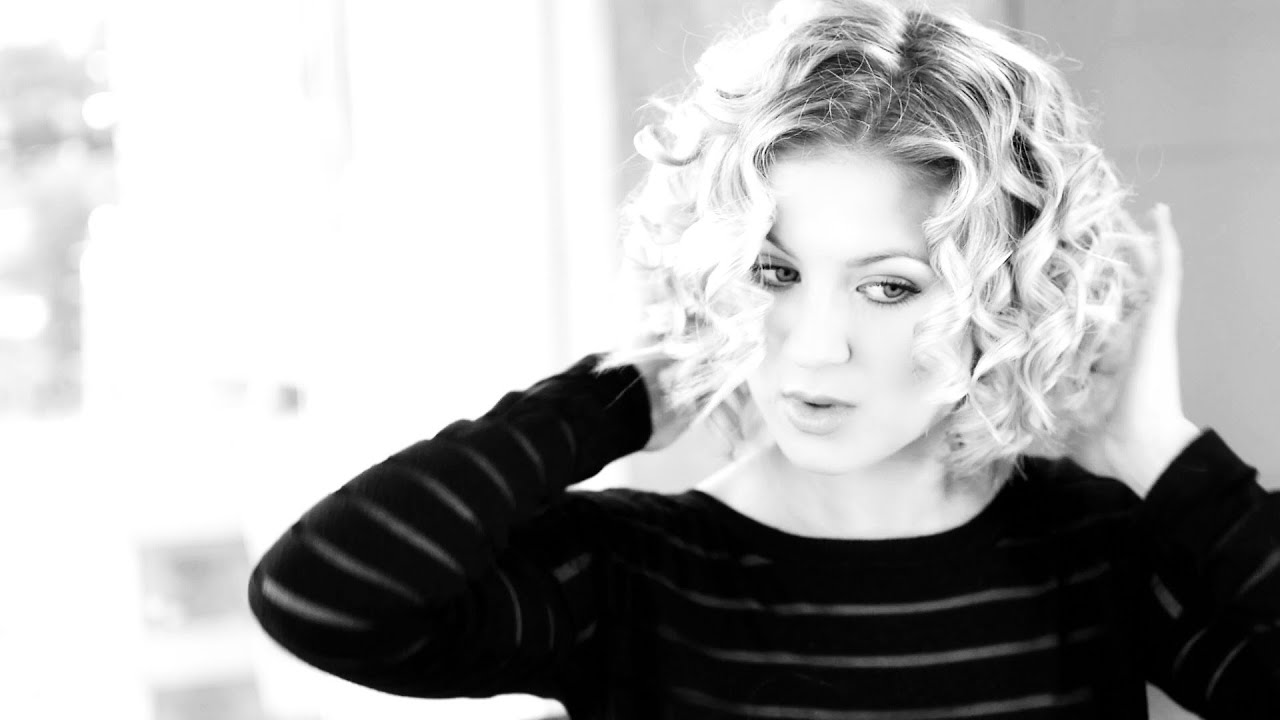 How To - Sexy Hair Tutorial For Short Hair | Milabu - YouTube