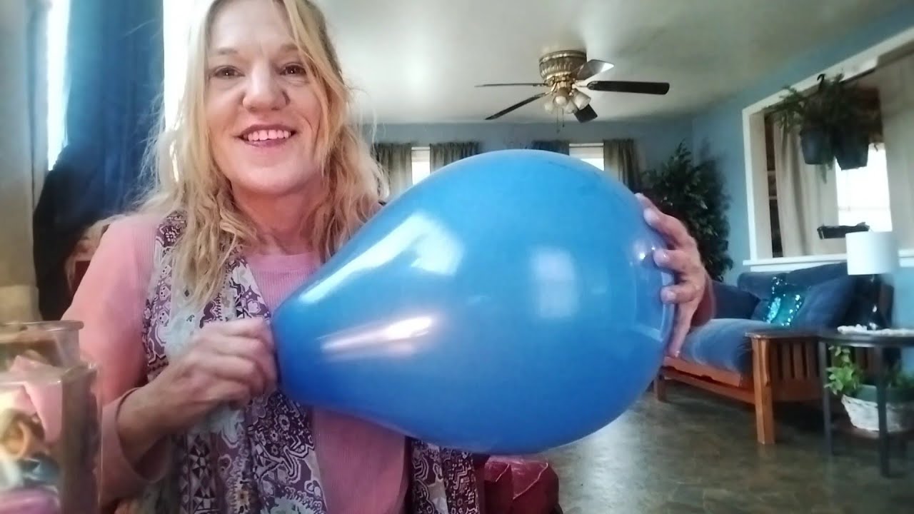 Balloons Can Be Loud When Popping - YouTube