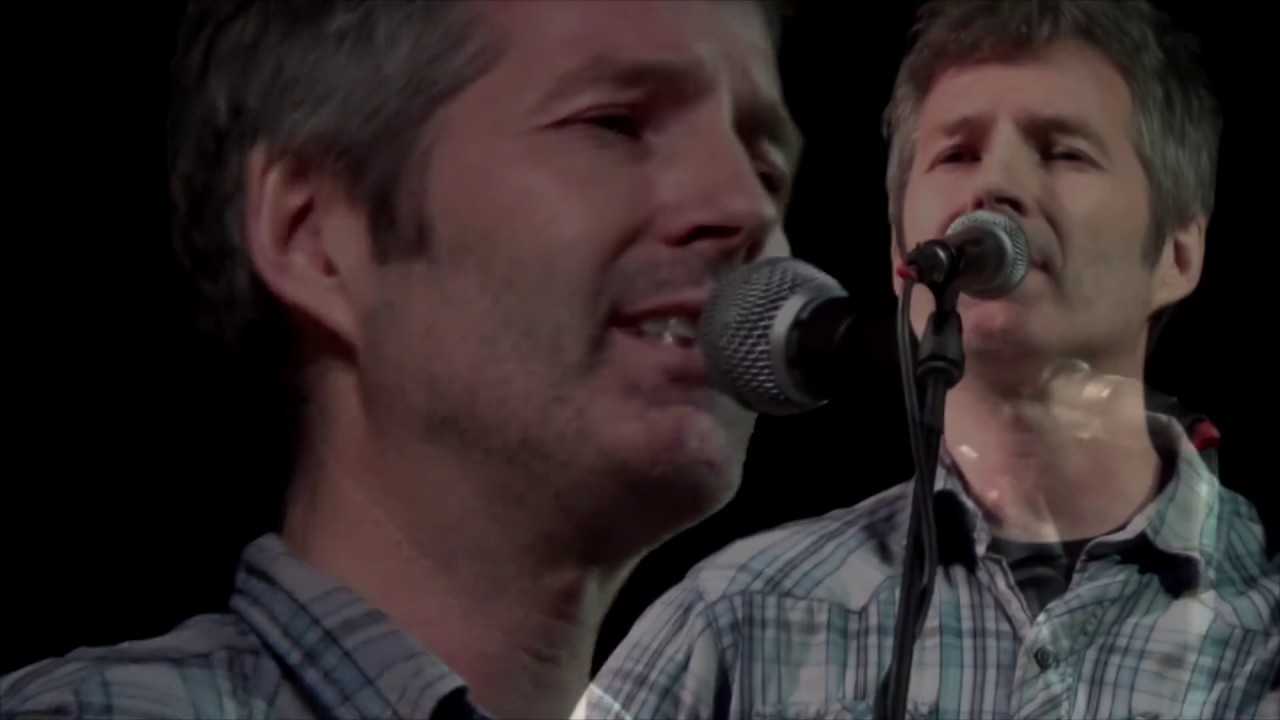 Paul Henriksen - SHE'S FROM THE NORTH COUNTRY - YouTube