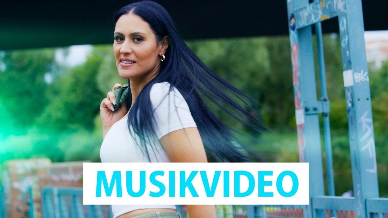 Sonja Park - Bleib doch einfach bei mir (Offizielles Video) - YouTube