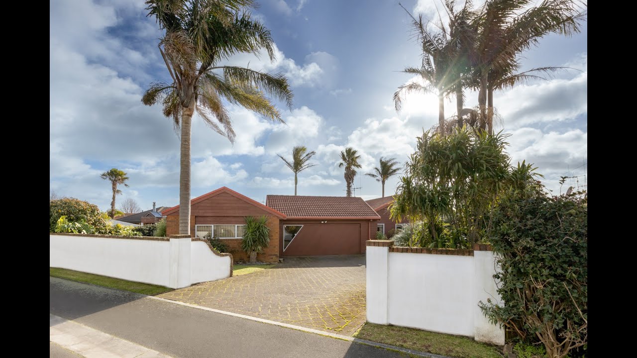 *SOLD* 14 Claridge Place, Mount Maunganui - YouTube