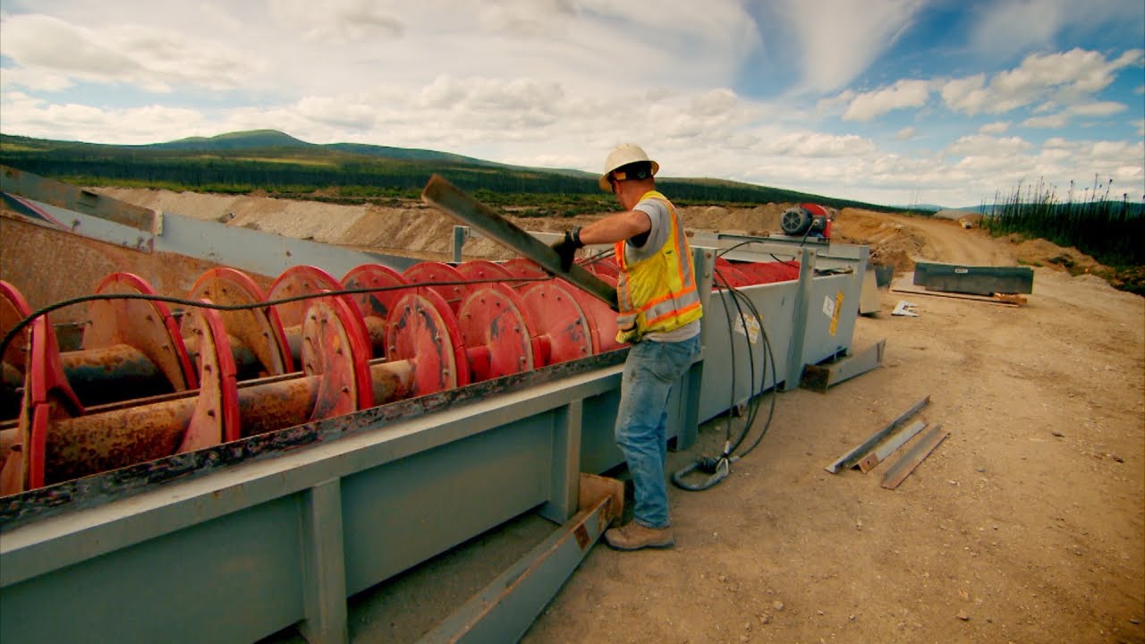 Introducing the Sandscrew | Gold Rush - YouTube