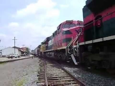 UP 8489, up 6196 exSP, FXE 4095 remotas UP 8582, FXE 4624 y FXE 4053 ...