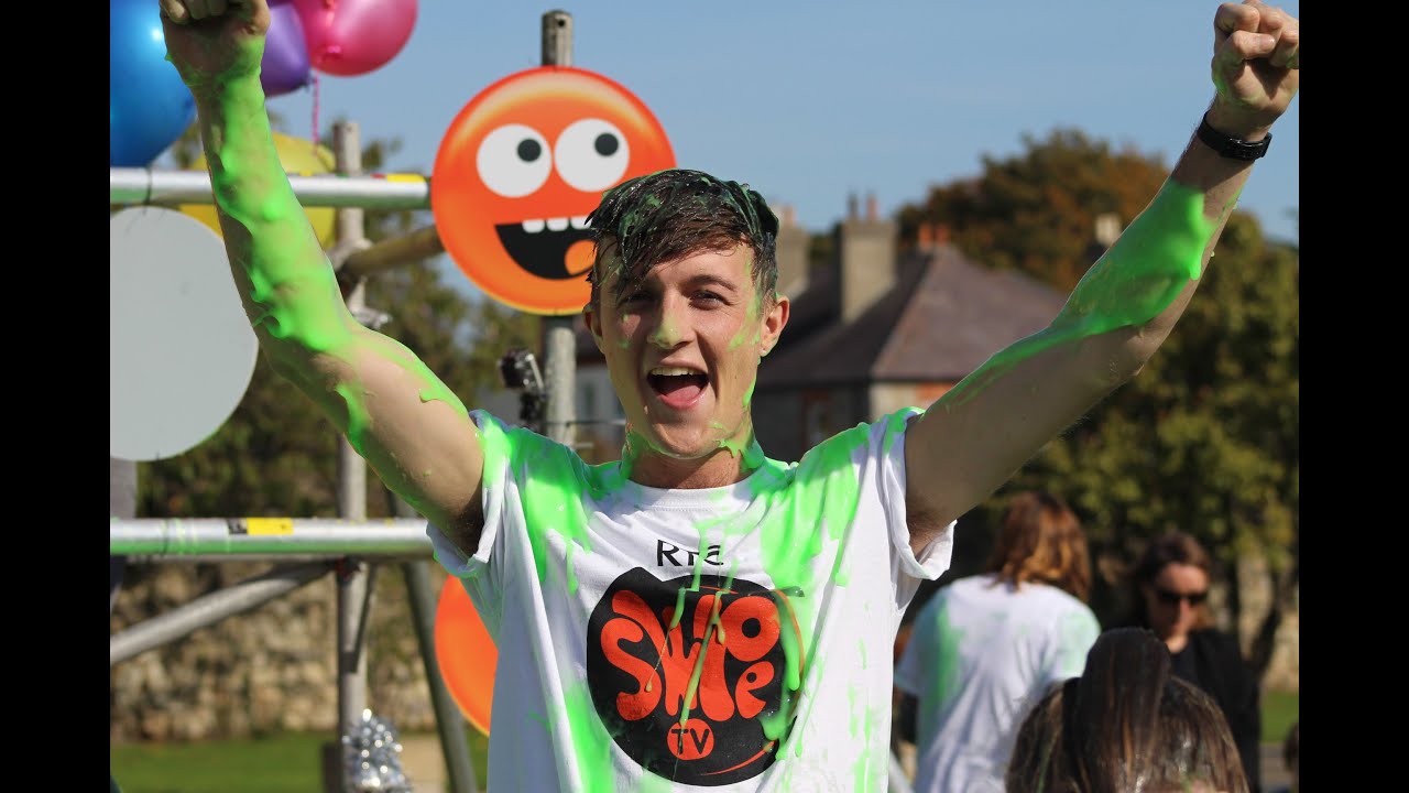 Swipe TV | @RTÉ Kids Breaks Guinness World Record for Gunging! - YouTube