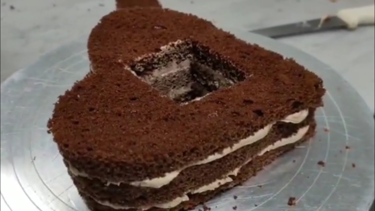 Surprise Cake With Gold Ring Inside #How To Hide A Gift Inside A cake ...