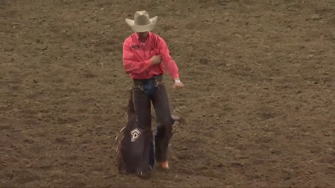 Canadians shine at 24th Chase Hawks Roughstock Rodeo - YouTube