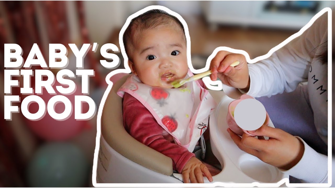 WHAT MY 6 MONTH OLD BABY ATE FOR THE FIRST TIME (Ali’s First Solid Food ...