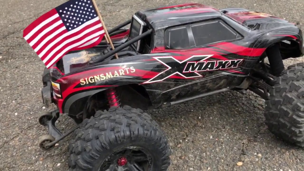 HOW FAST IS V2 XMAXX WITH DYNAMITE ESC BY HORIZON - YouTube