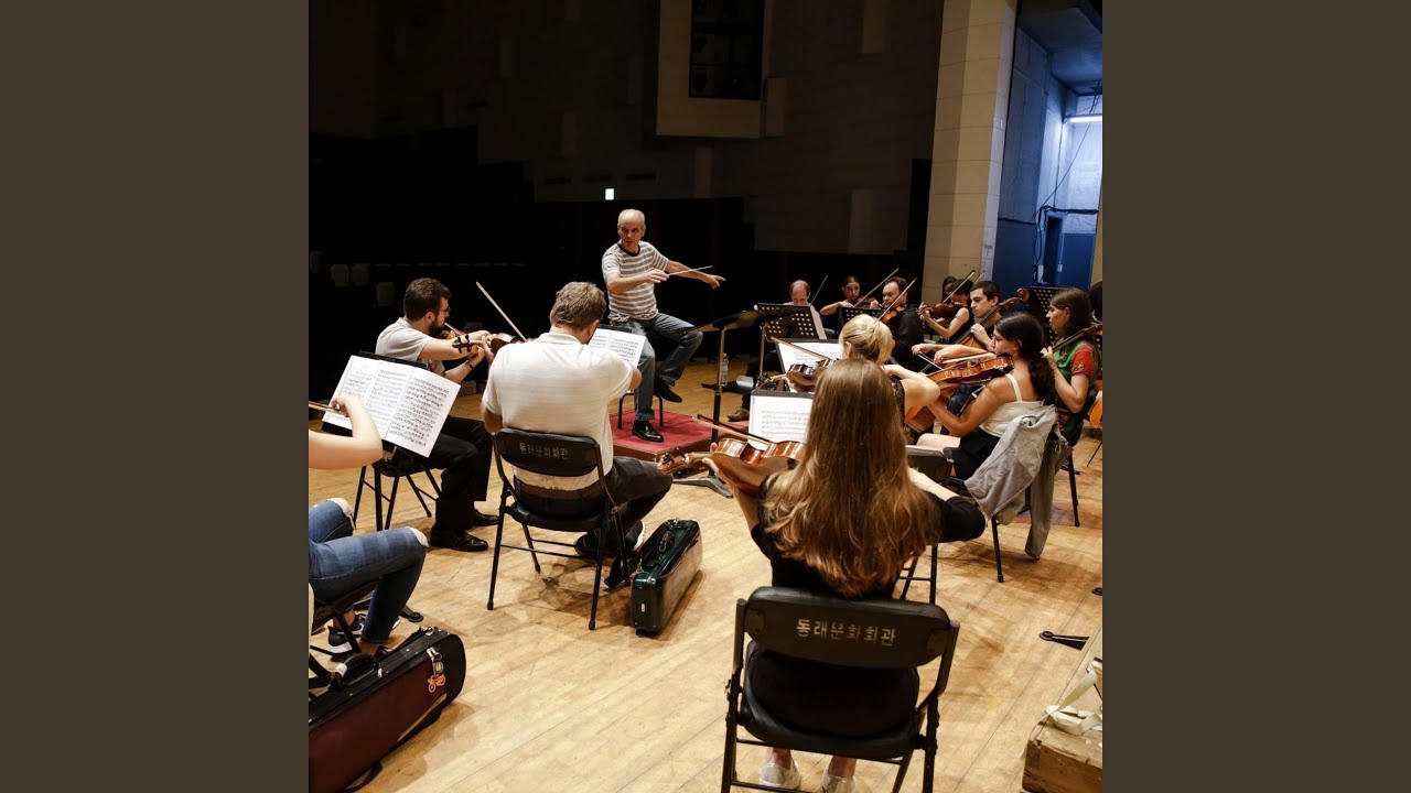 Symphony No. 87 in A Major, Hob I:87: Vivace - YouTube