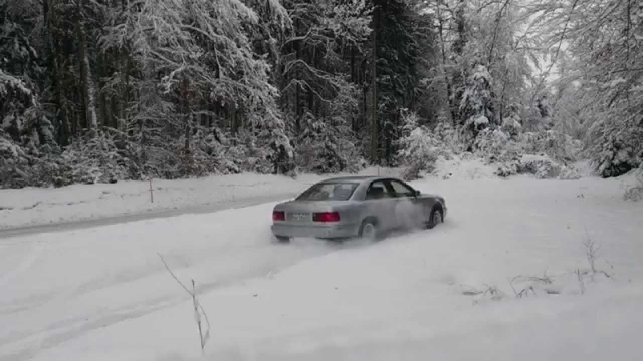 Audi A8 D2 4.2 quattro snow drift - YouTube