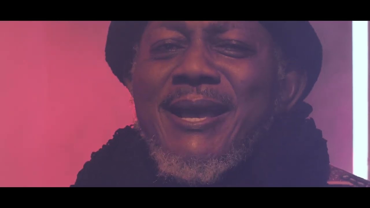 PASCAL POBA dans KINZONZI KONGO CENTRAL - YouTube