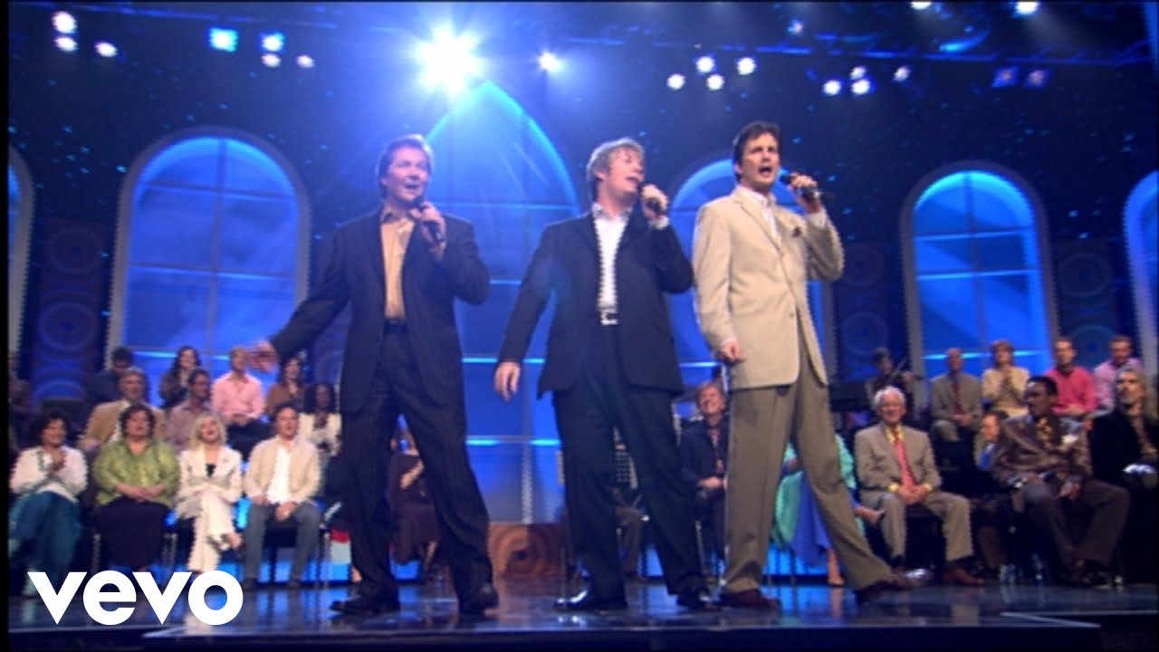 Bill & Gloria Gaither - Livin' for the Moment [Live] ft. The Booth ...