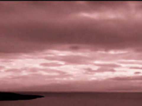 Queen - Dear Friends (Tribute to Freddie Mercury)