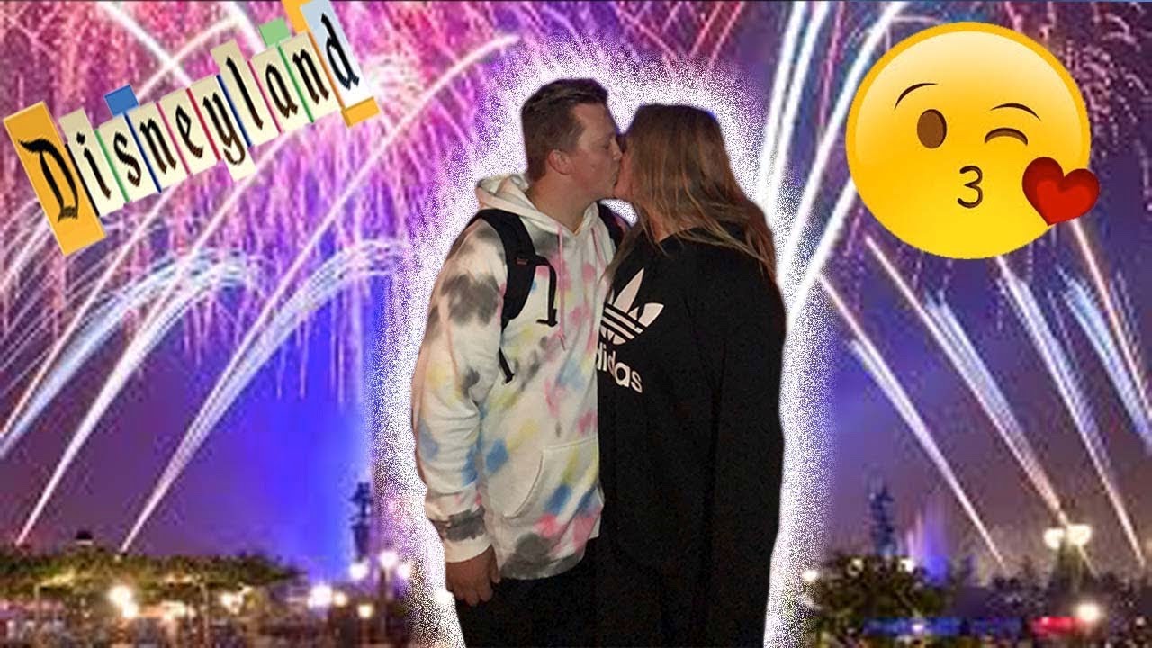 FIRST KISS IN DISNEYLAND!!! - YouTube