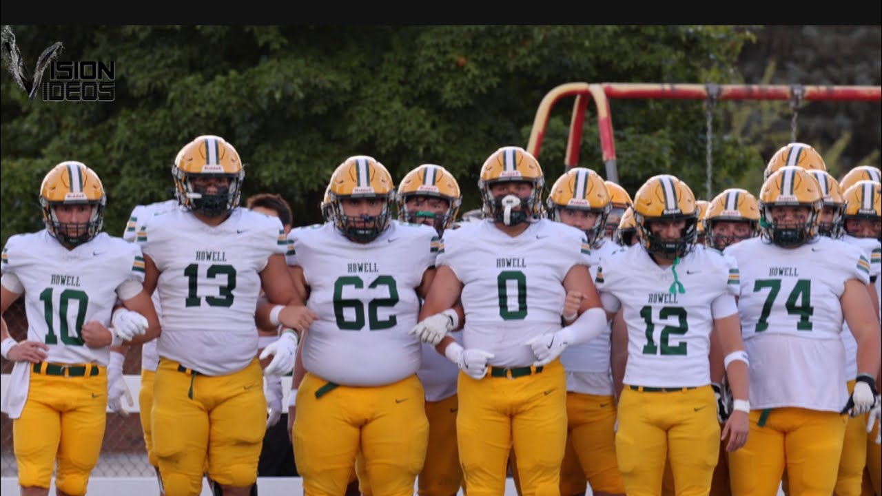 Howell Varsity Football Vs TCW - YouTube