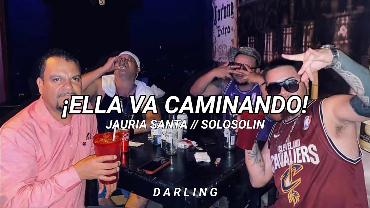 JAURIA SANTA // ELLA VA CAMINANDO // LETRA - YouTube