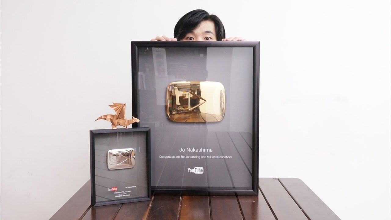 MY YOUTUBE GOLD PLAY BUTTON! - YouTube