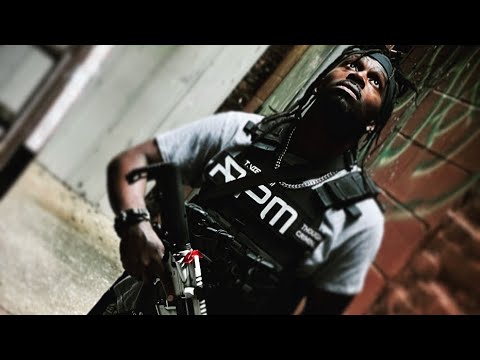 Open carry demonstration Marion, Iowa. Cops stop presumed drunk guy ...