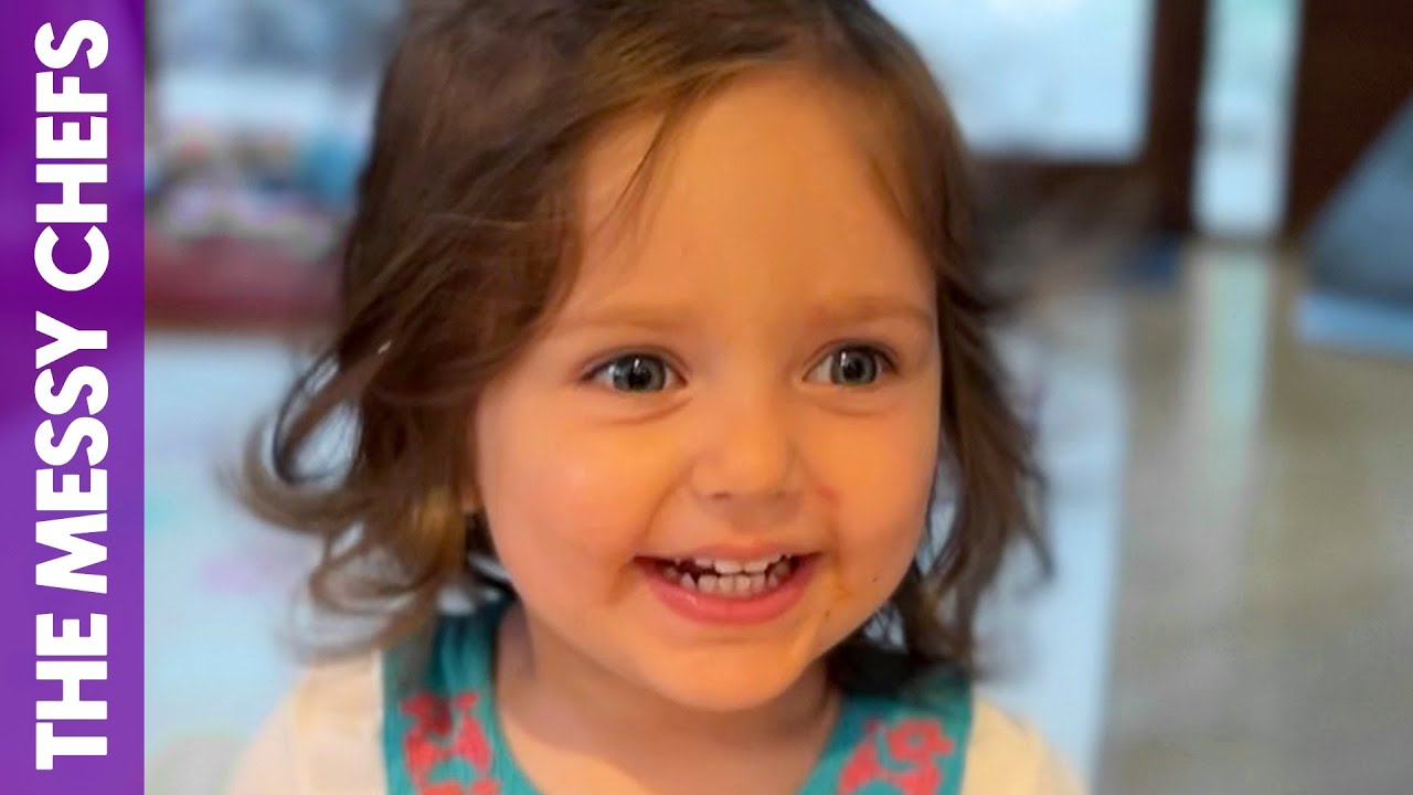 Healthy Baby Fruit Popsicle Treat👨‍🍳👶 The Messy Chefs, Ep 8 - YouTube