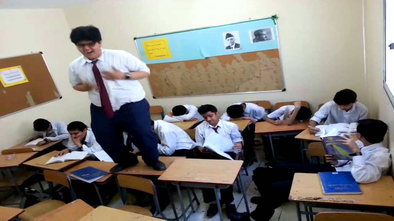 Harlem Shake (pises edition) - YouTube