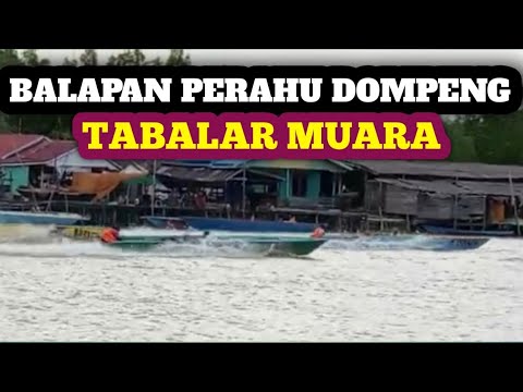 Balapan perahu dompeng Tabalar muara Kaltim Berau - YouTube
