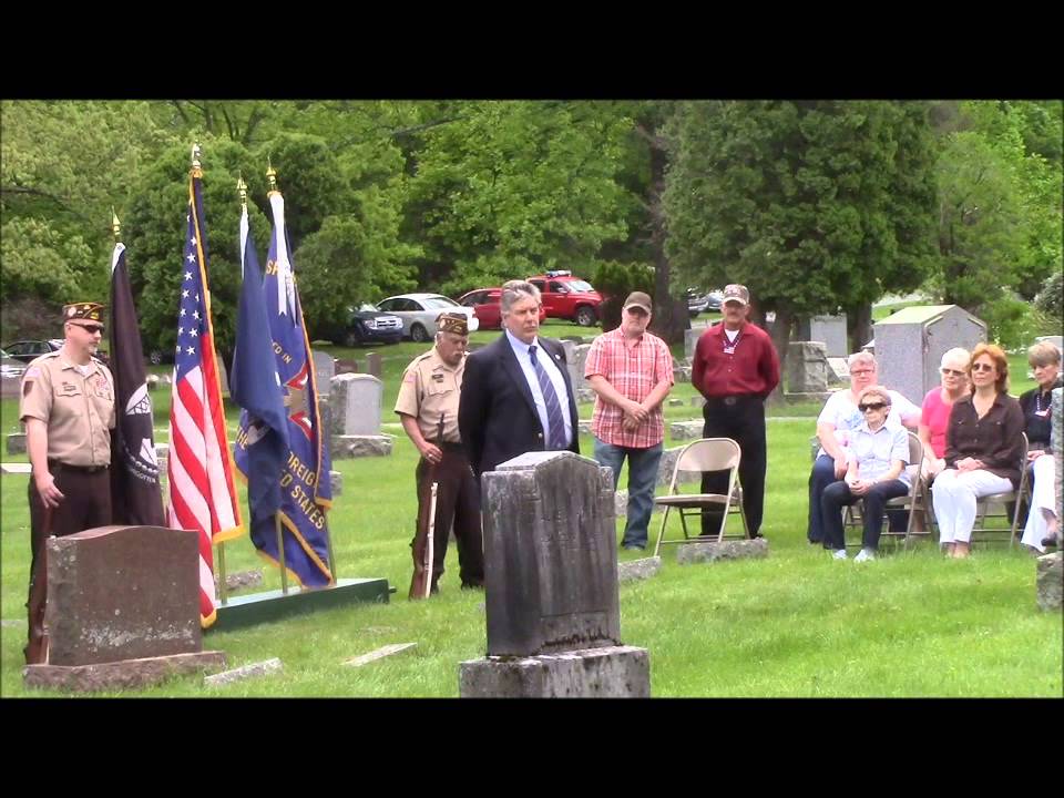 Frank Labuda Speaking Memorial Day 2014 Mamakating N.Y. - YouTube