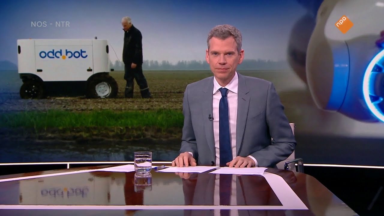 Odd.Bot Maverick Weeding System Nieuwsuur - YouTube