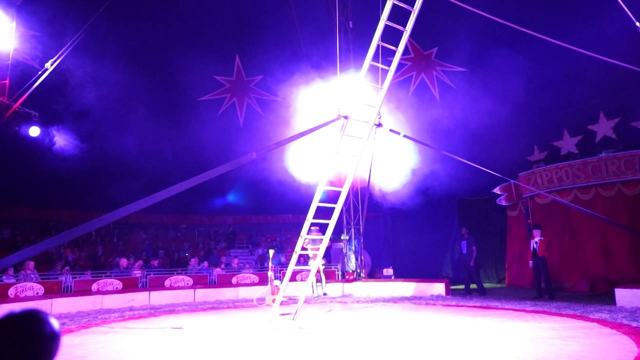 Alex the Fireman - Zippos Circus Ayr 2016 - YouTube