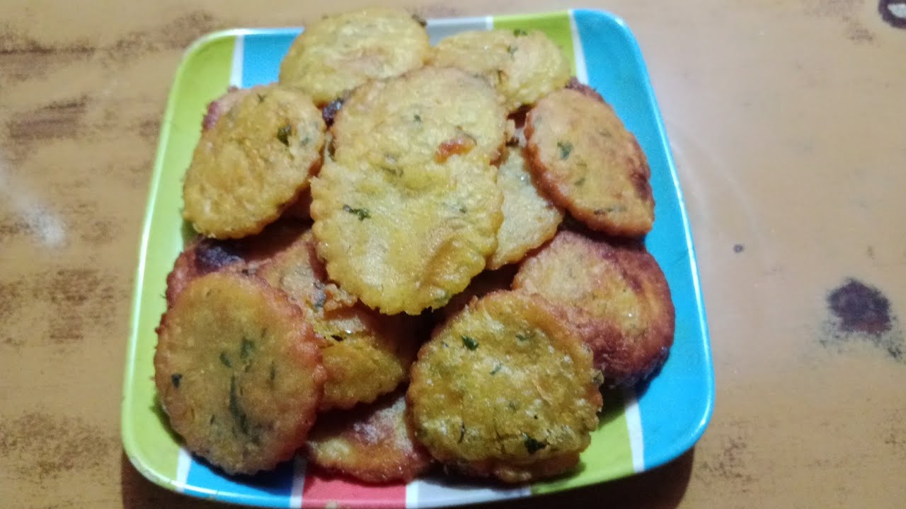 Besan Puri Recipe। বেসনের ফুলকো তৈরি পুরি রেসিপি। Bangladeshi poori ...