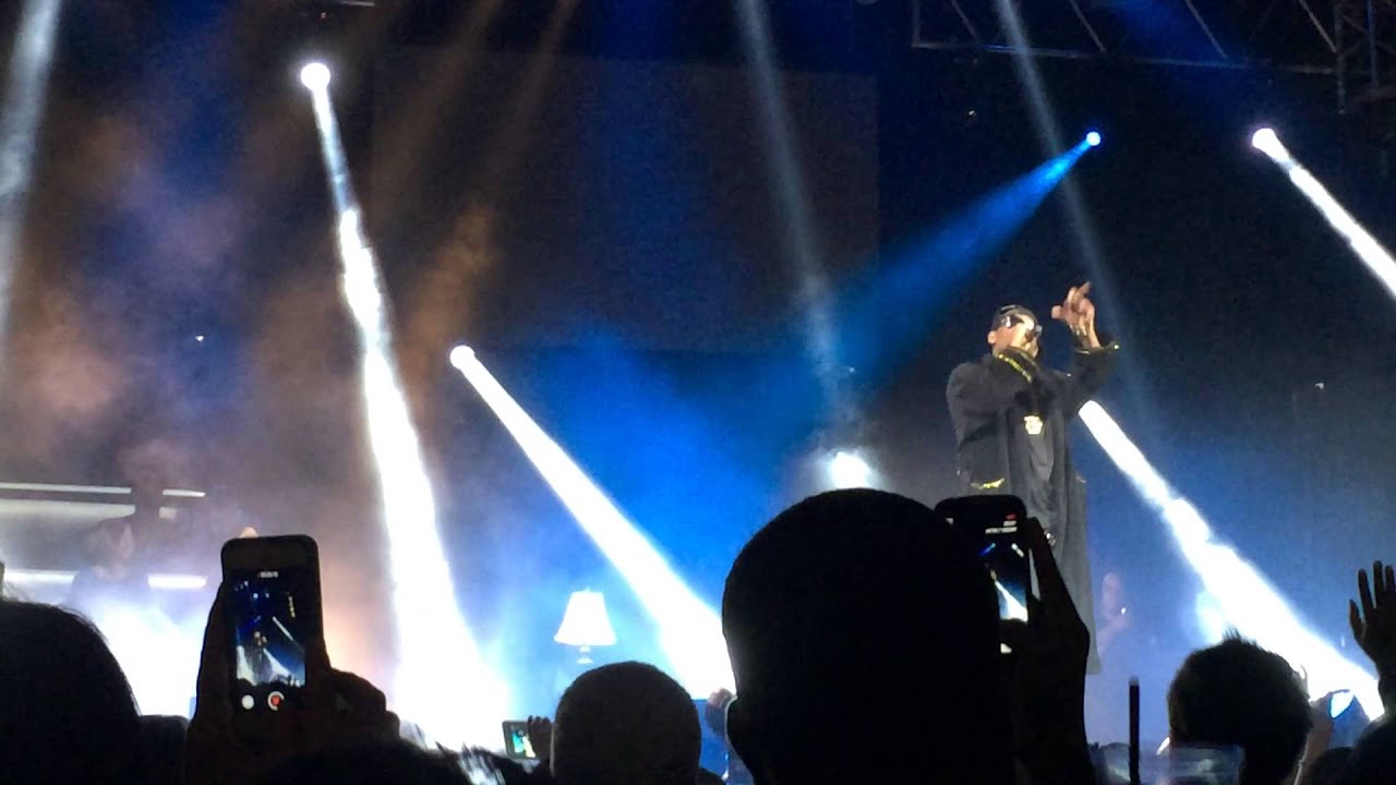 R Kelly Fiesta, I'm A Flirt, Number One Live at Las Vegas 12/30/2014 ...